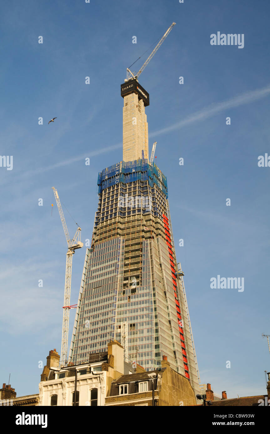 The Shard London Bridge under construction Stock Photo - Alamy