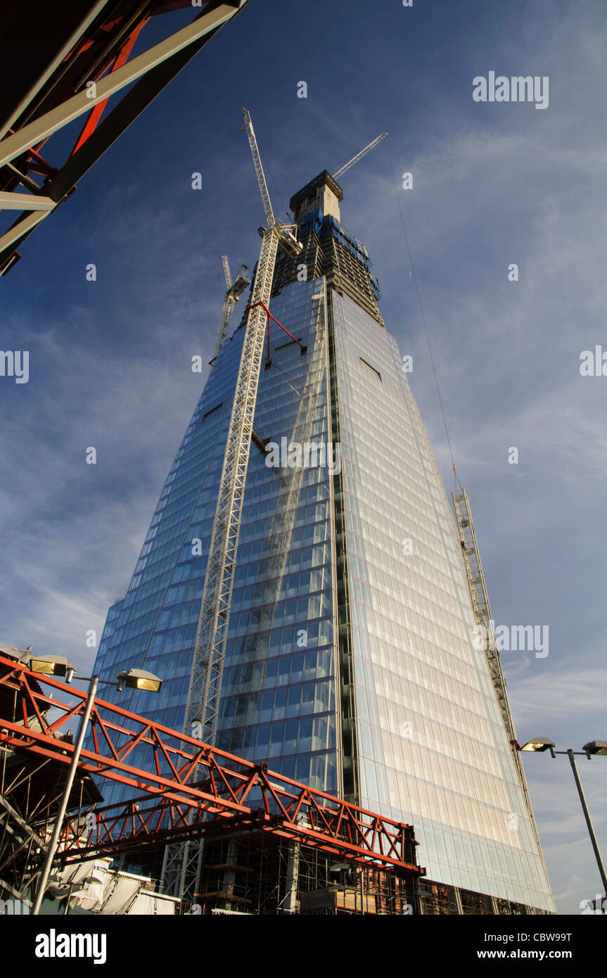 The Shard London Bridge under construction Stock Photo - Alamy