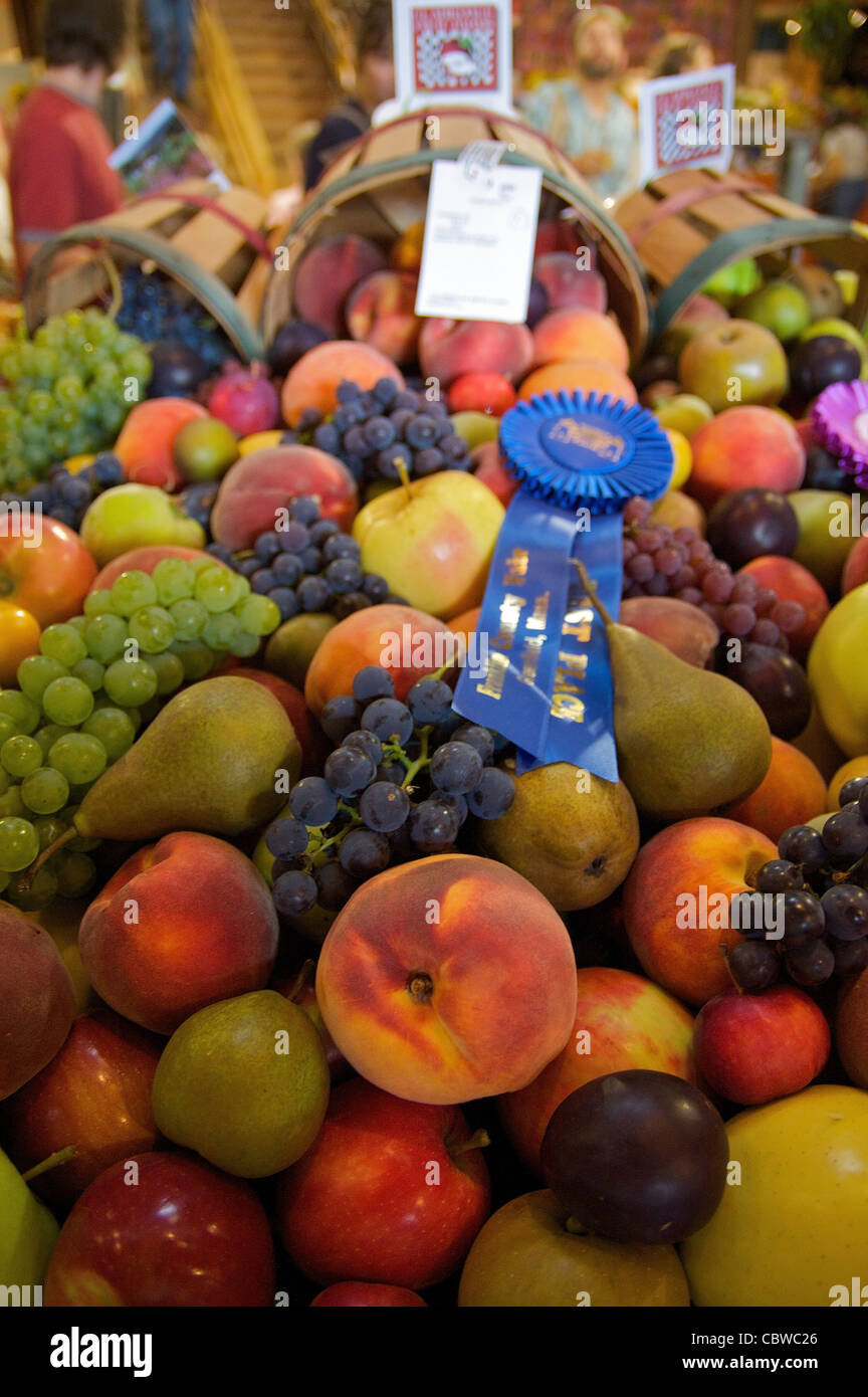 Prizewinning fruit at a county fair Stock Photo - Alamy