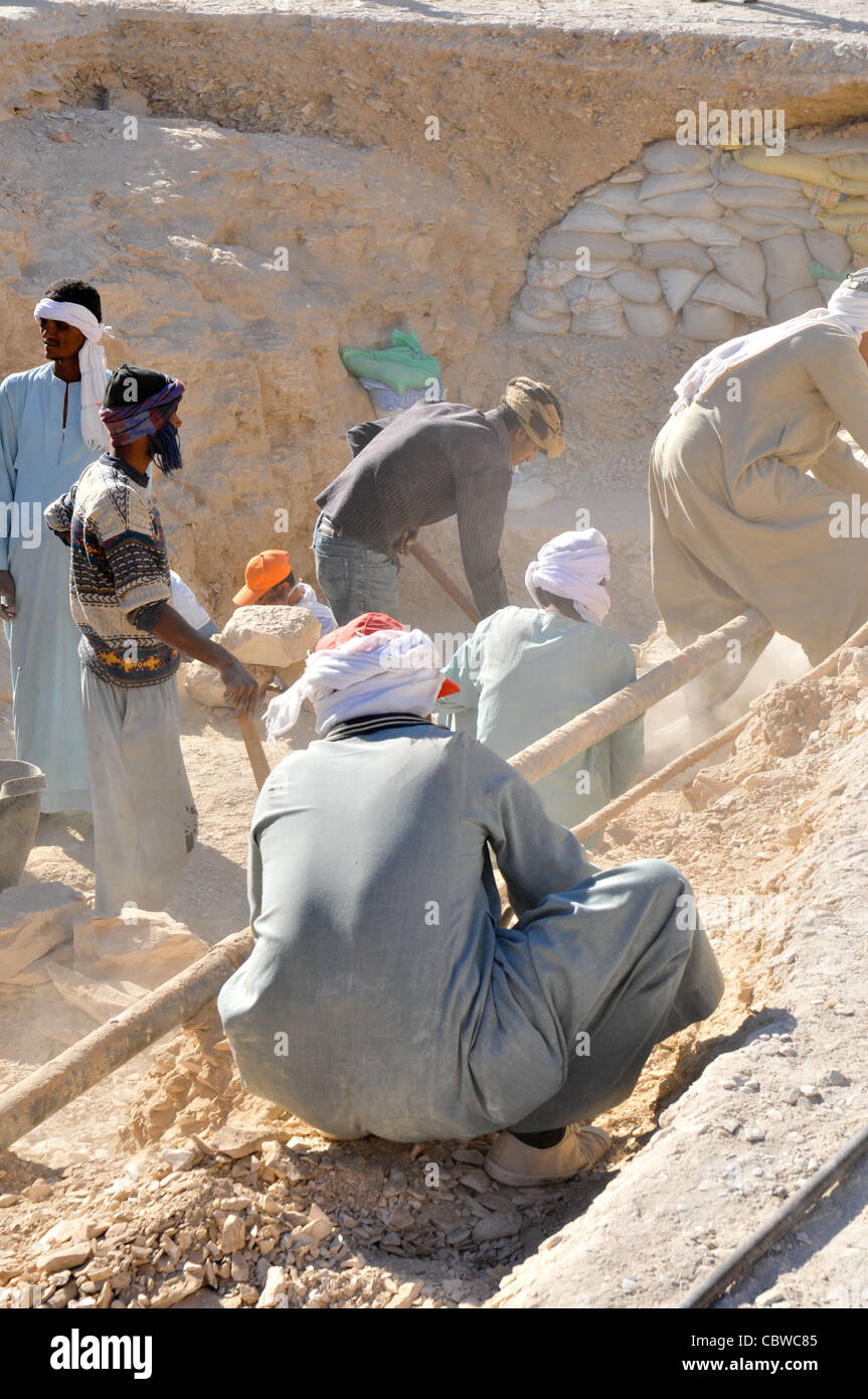 Excavations by an Egyptian Archaelogical team in the Valley of the ...