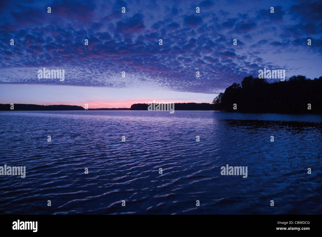 Pink sunset on water hi-res stock photography and images - Alamy