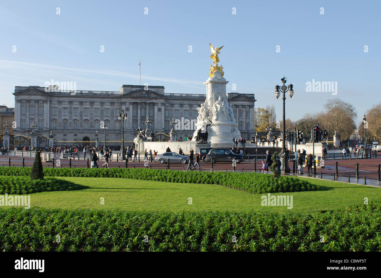 1837 buckingham palace hi-res stock photography and images - Alamy