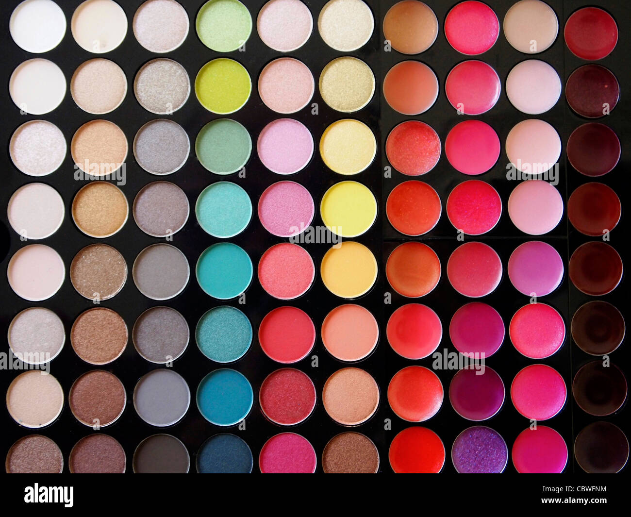 Creative cosmetic arrangement hi-res stock photography and images - Alamy