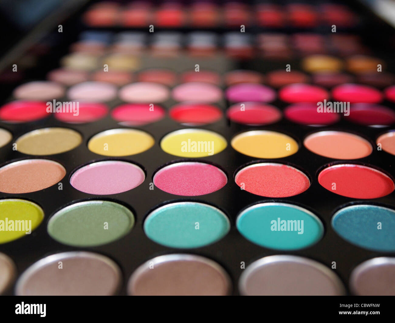 Eyeshadow palette hi-res stock photography and images - Alamy