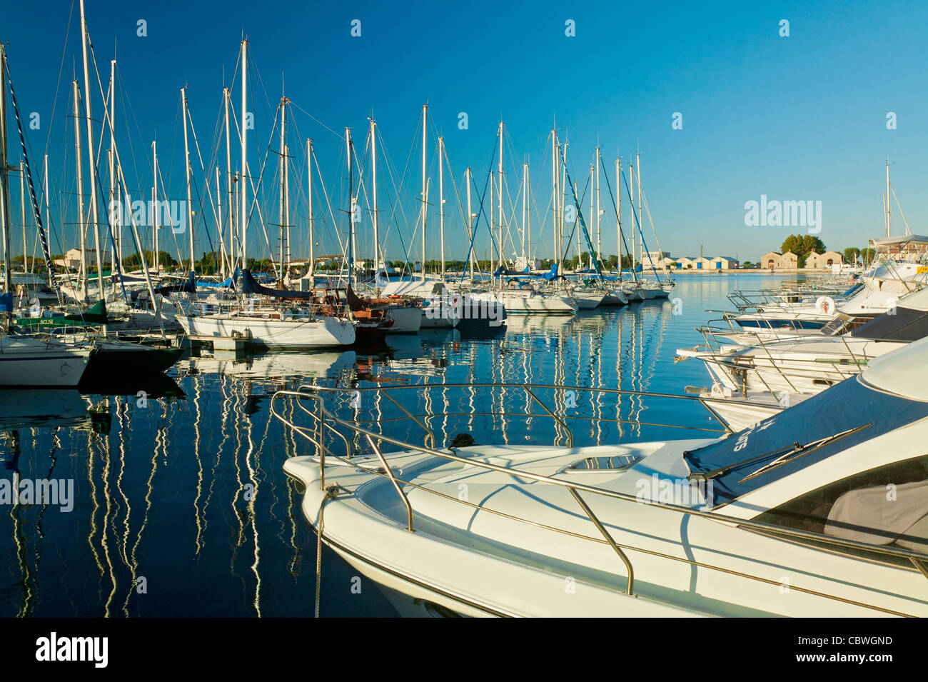 Port saint louis du rhone hi-res stock photography and images - Alamy