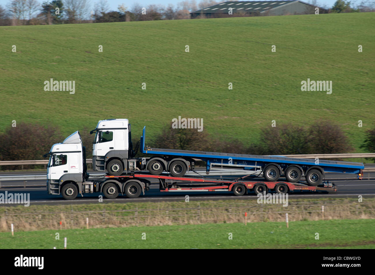 Back side view lorry hi-res stock photography and images - Alamy