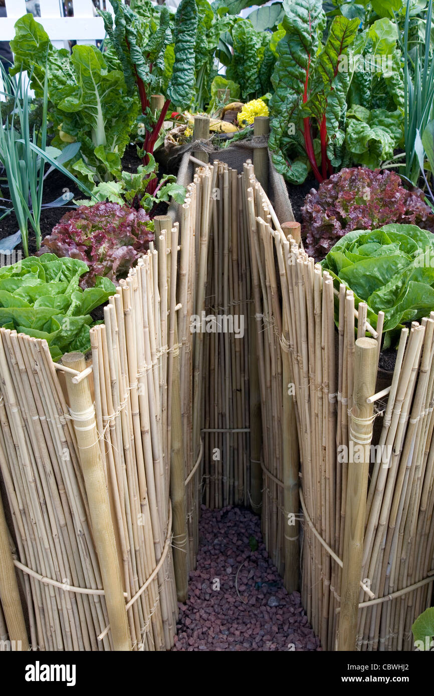 Keyhole garden hi-res stock photography and images - Alamy