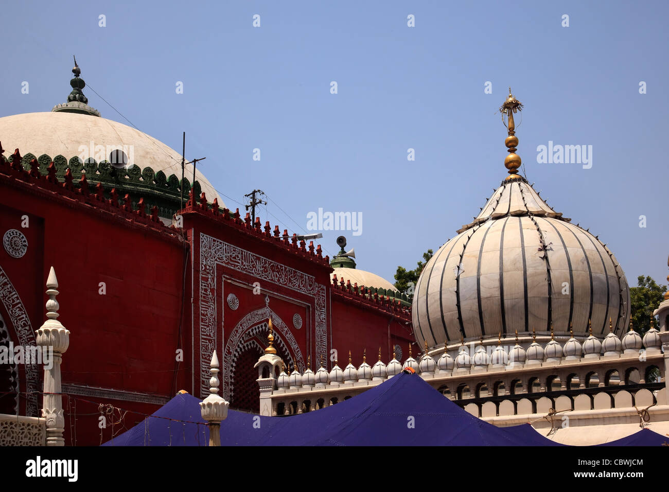 Nizamuddin Mosque, New Delhi, India Stock Photo - Alamy
