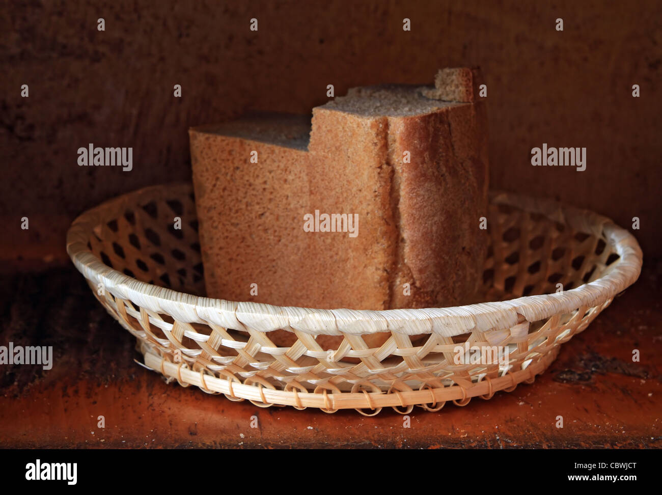 old bread in wooden basket Stock Photo - Alamy