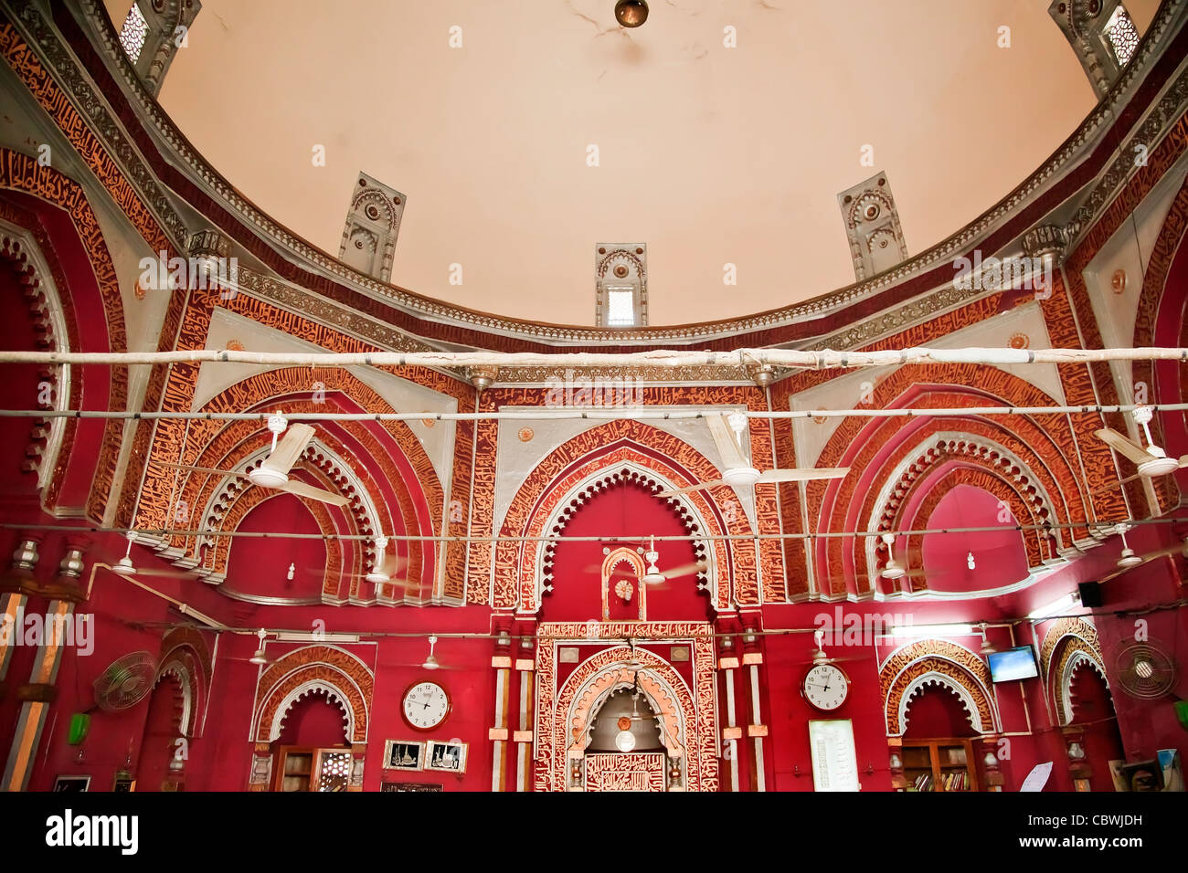 Nizamddin, Mosque, New Delhi, Indi Stock Photo - Alamy