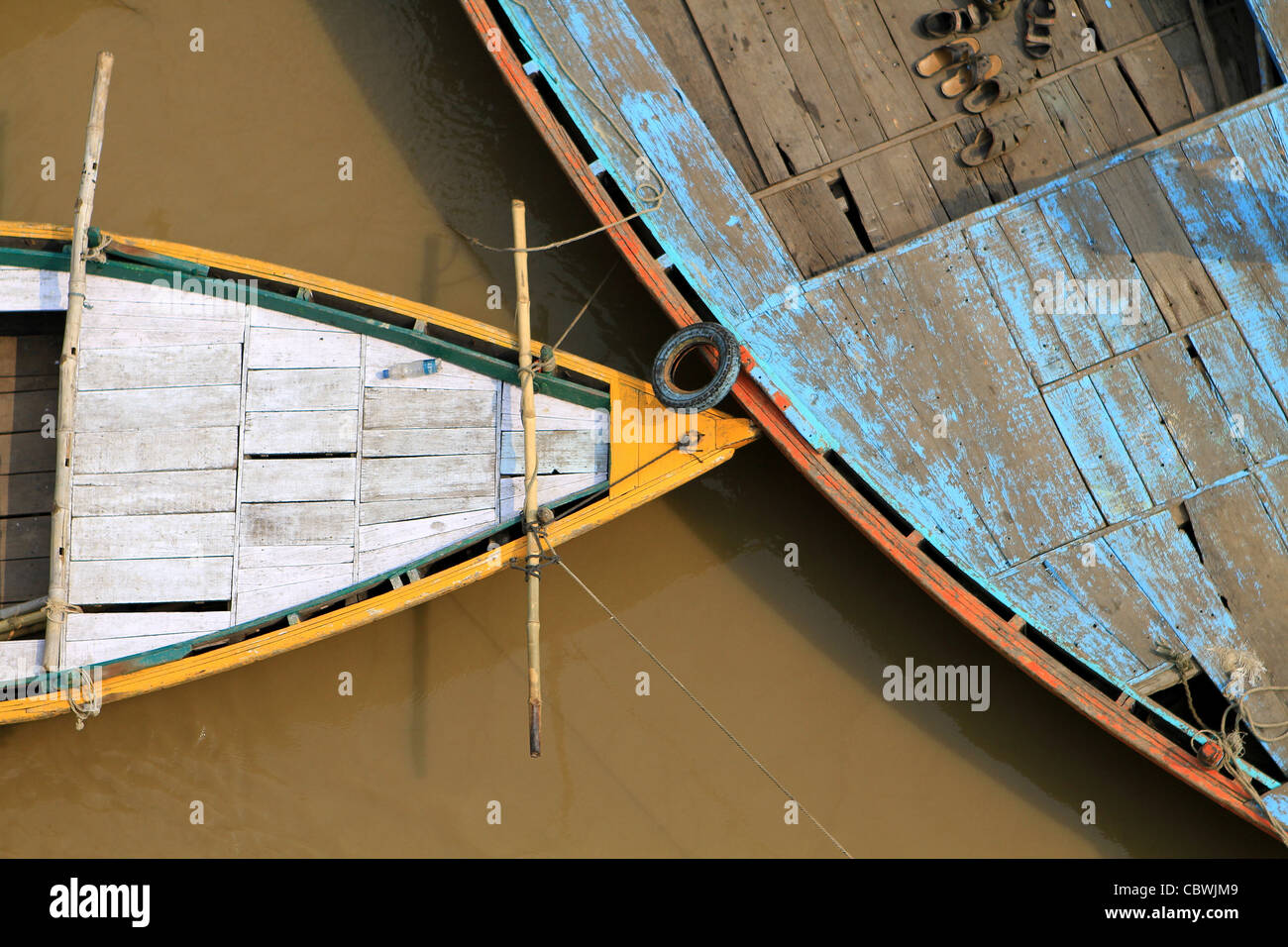 Indian wooden boats hi-res stock photography and images - Alamy