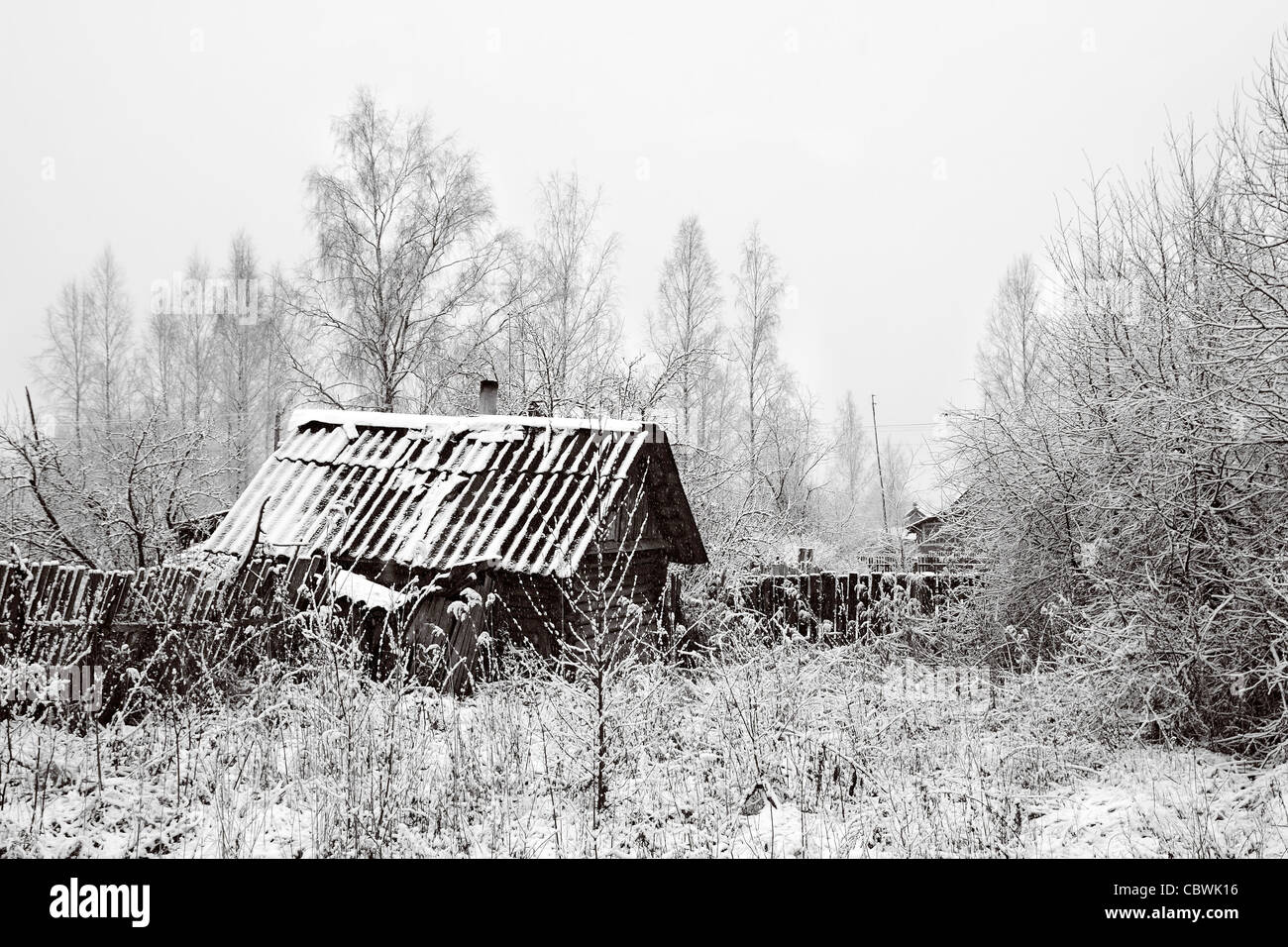 Old farmhouse in snow in hi-res stock photography and images - Alamy