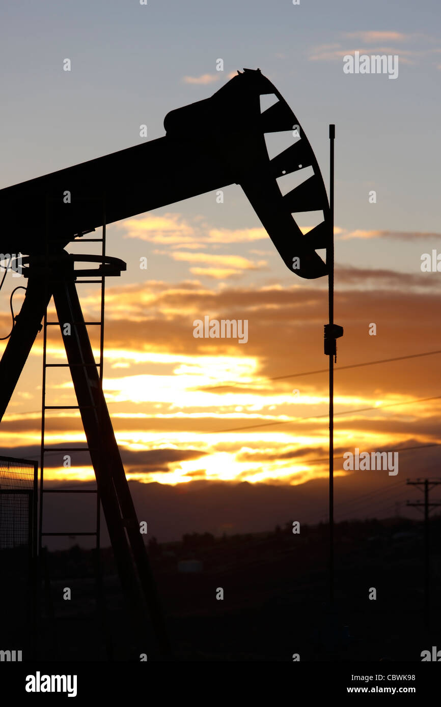 Oil pump on an oil well on the Midway-Sunset oil field near Taft ...