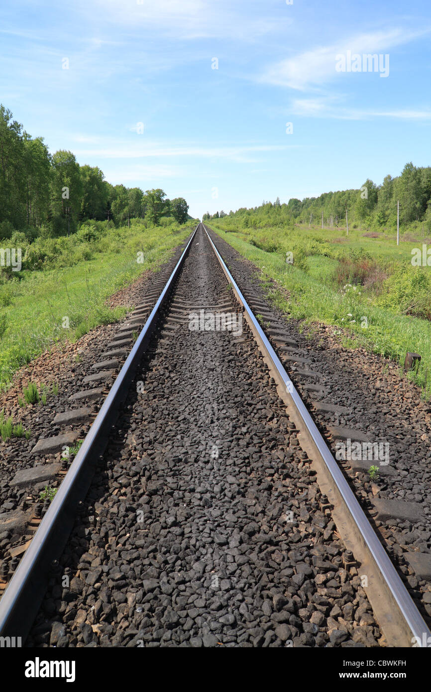 Railway track merging hi-res stock photography and images - Alamy