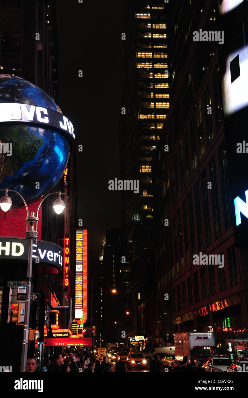 Night portrait, from 7th Avenue, JVC Globe, neon lights, skyscrapers ...