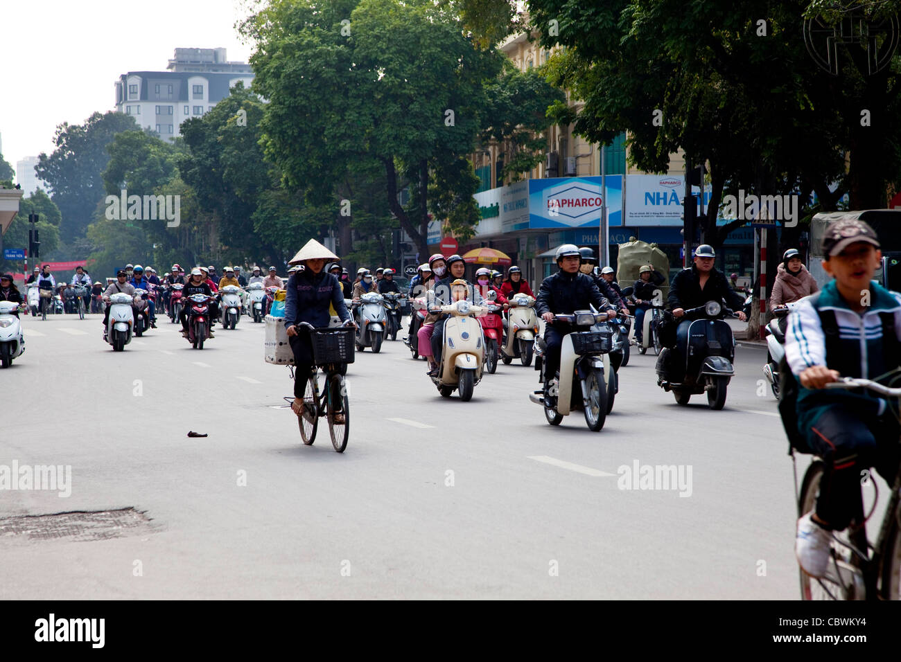Vietnamese traffic jam hi-res stock photography and images - Alamy