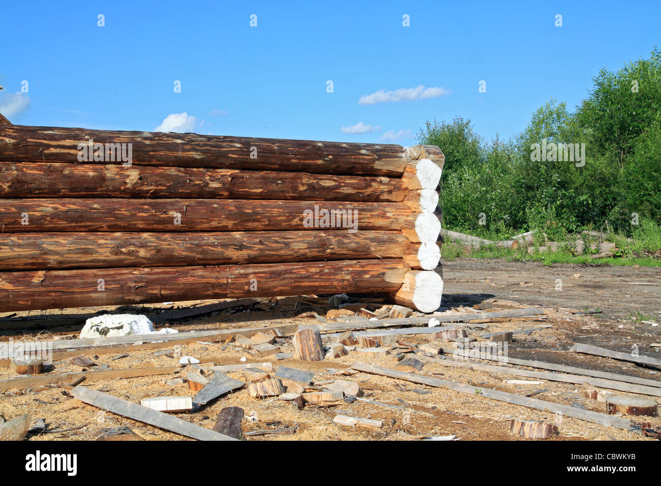 construction of the wooden building Stock Photo - Alamy