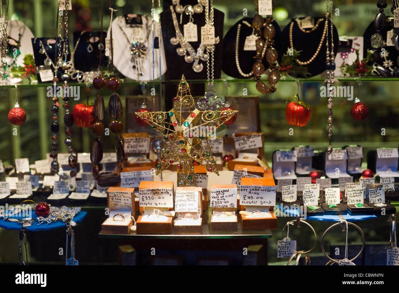 Xmas Christmas window display of jewelers shop in Hay-on-Wye Powys ...