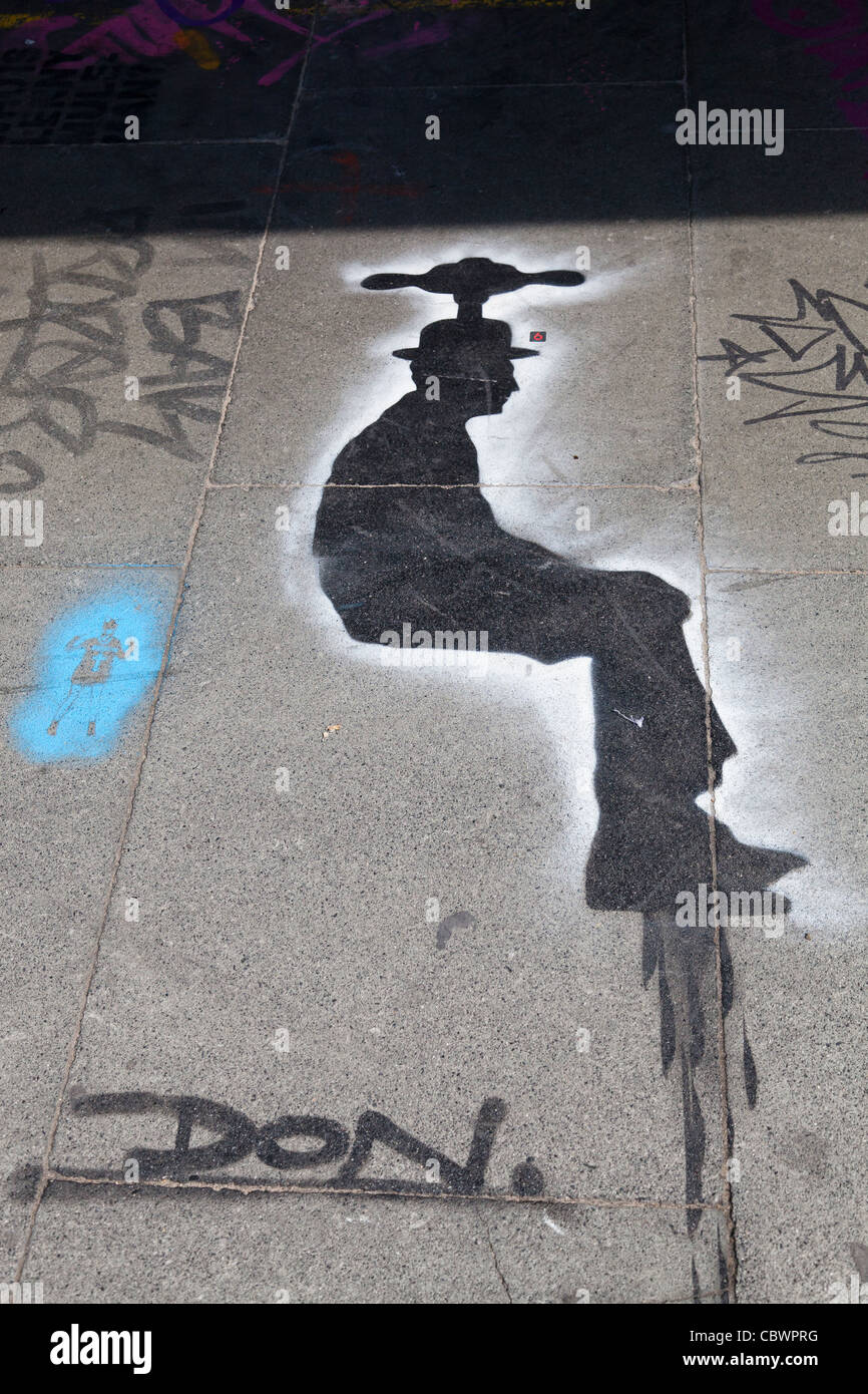 Graffiti man tap on head hi-res stock photography and images - Alamy