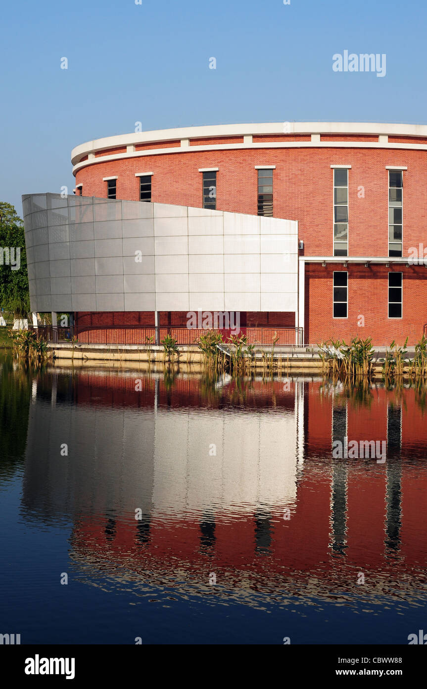 building modern red architecture glass facade exterior real estate ...