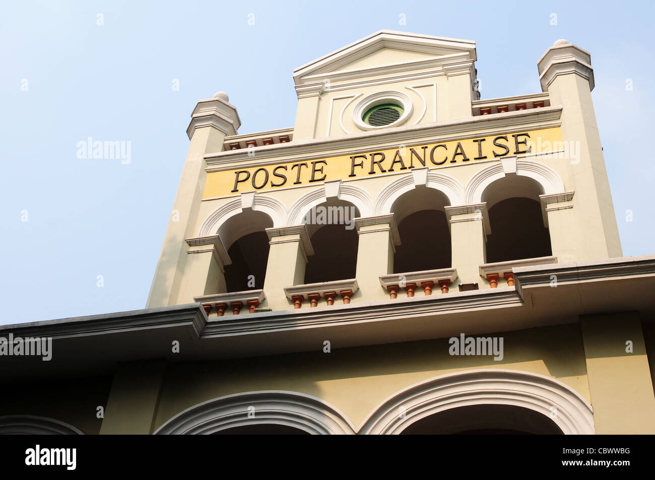 old post building office architecture city sky urban gray historic ...