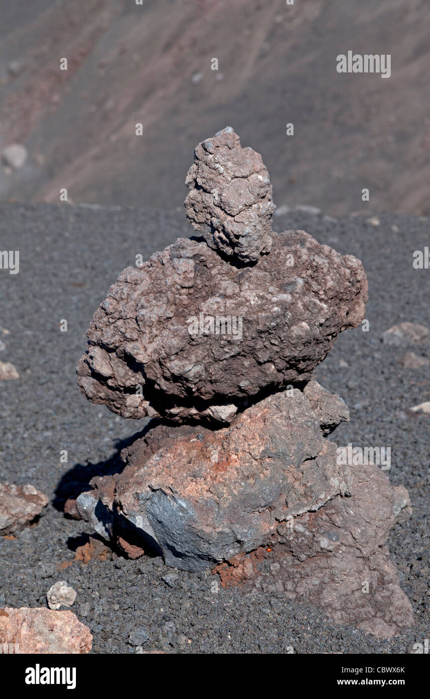 Vulkanischer lavagestein hi-res stock photography and images - Alamy