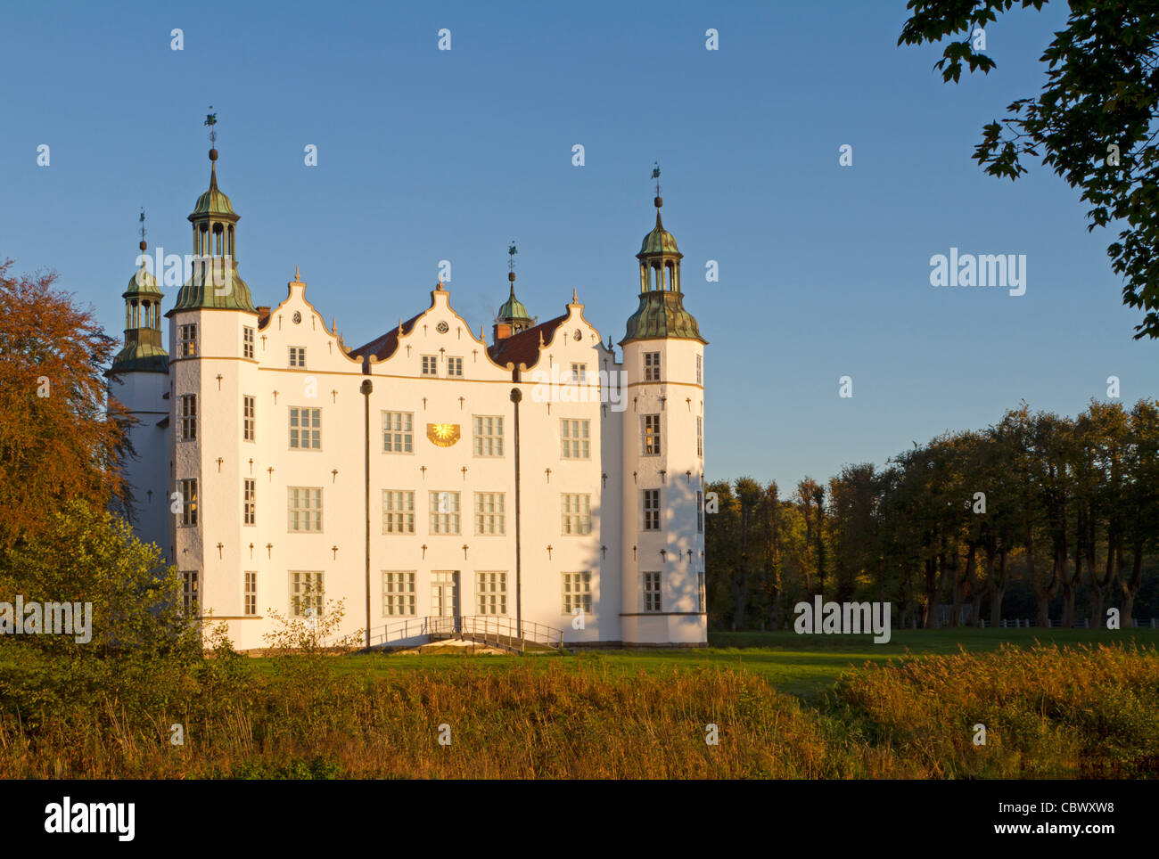 Wasserschloss ahrensburg hi-res stock photography and images - Alamy