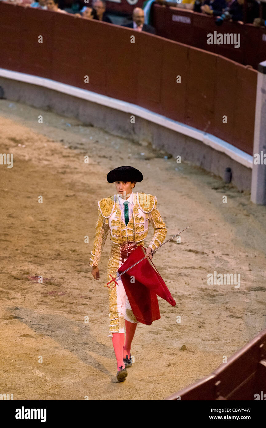 BULLFIGHT CORRIDA MADRID SPAIN Stock Photo - Alamy