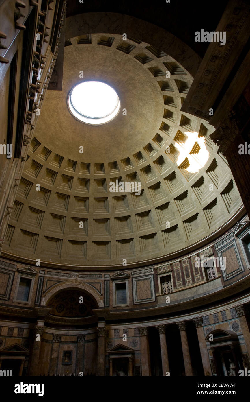 Pantheon rome interior detail marble hi-res stock photography and ...