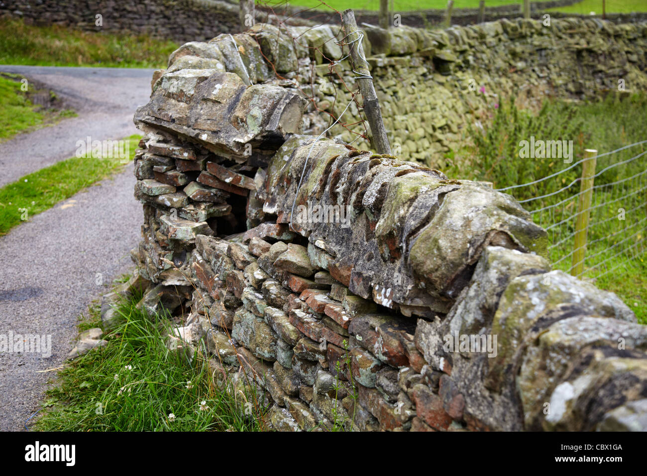 Stone damage hi-res stock photography and images - Alamy