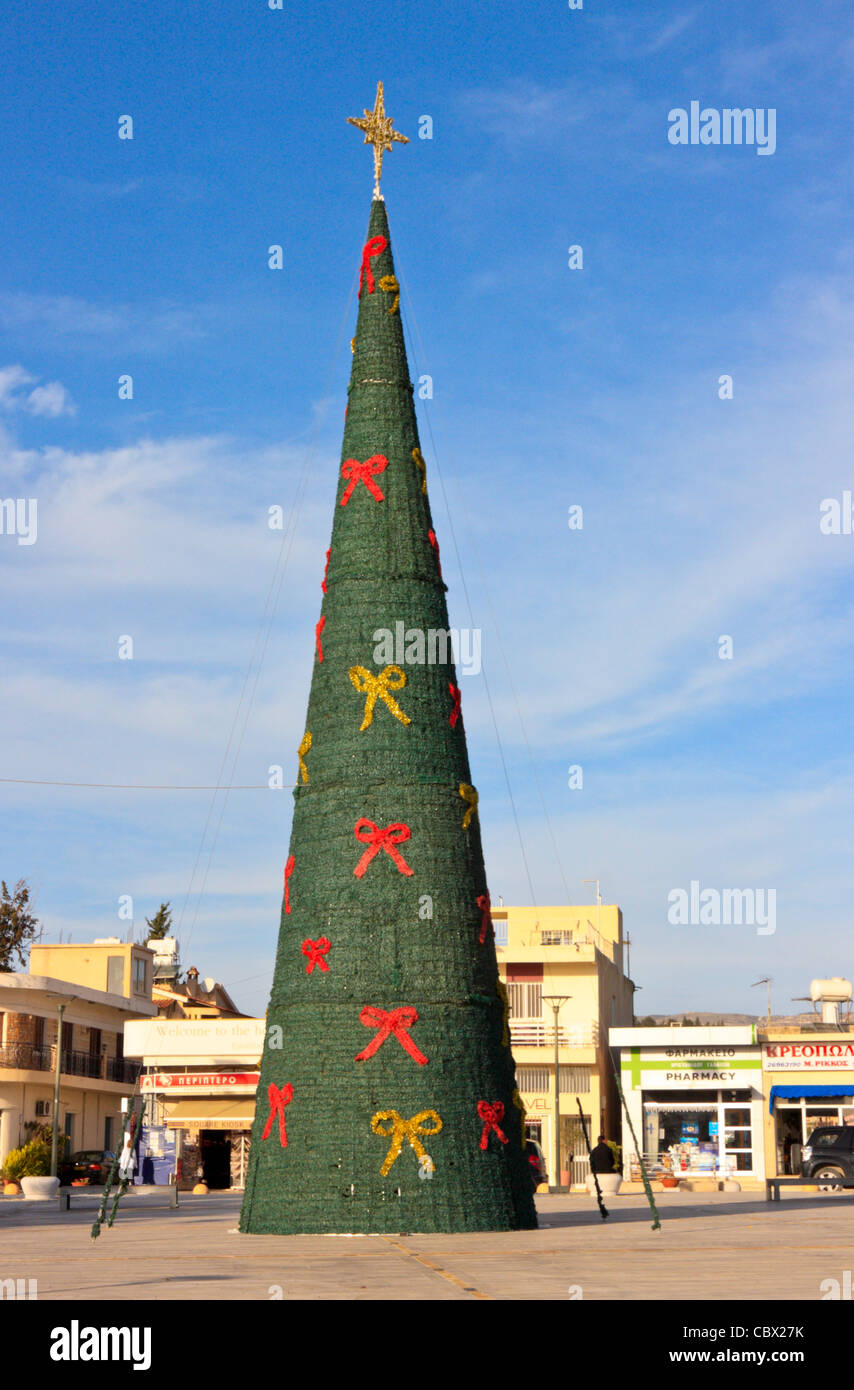 Paphos christmas tree hi-res stock photography and images - Alamy