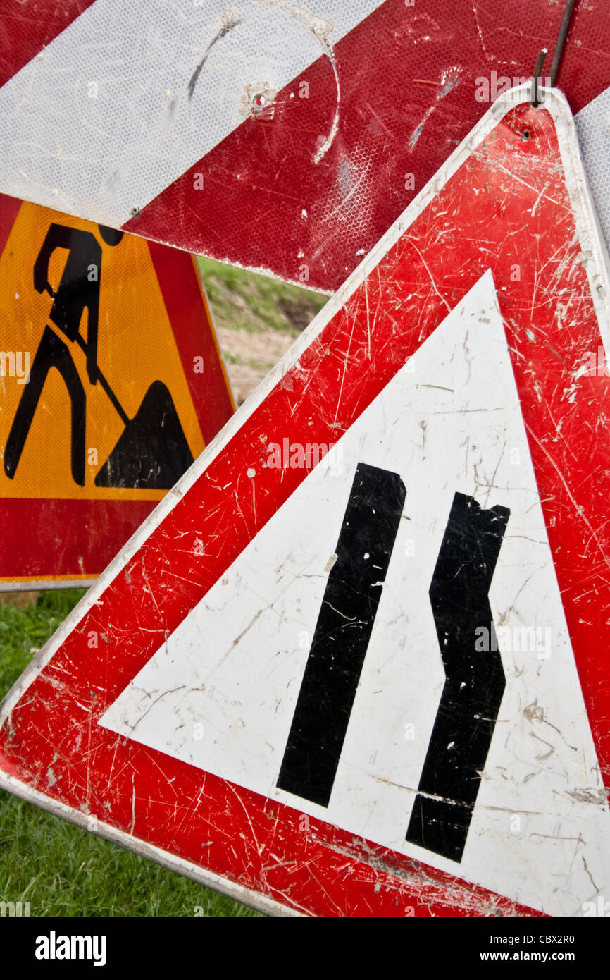 Obstruction way road traffic hi-res stock photography and images - Alamy