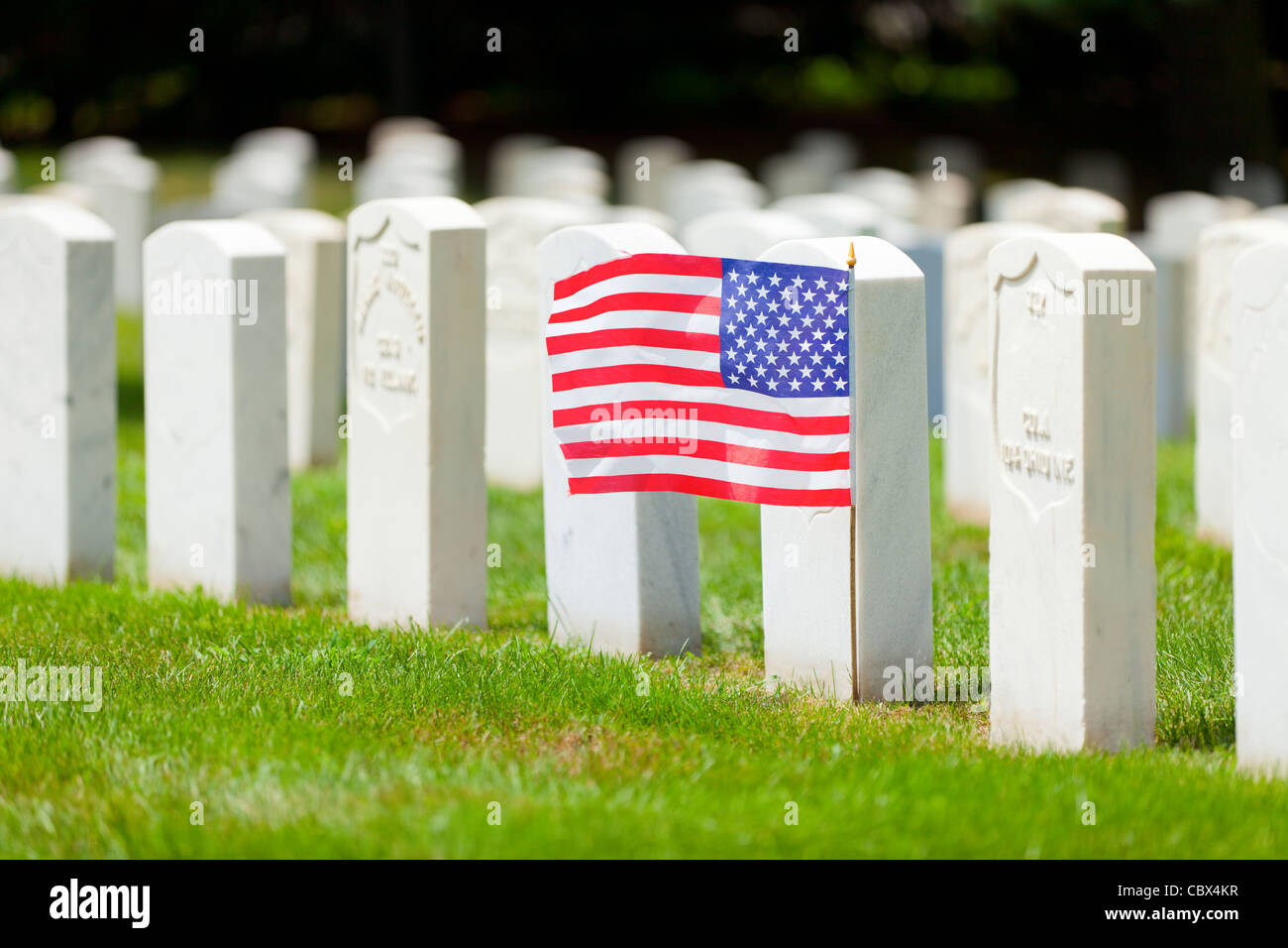 Military headstones hi-res stock photography and images - Alamy