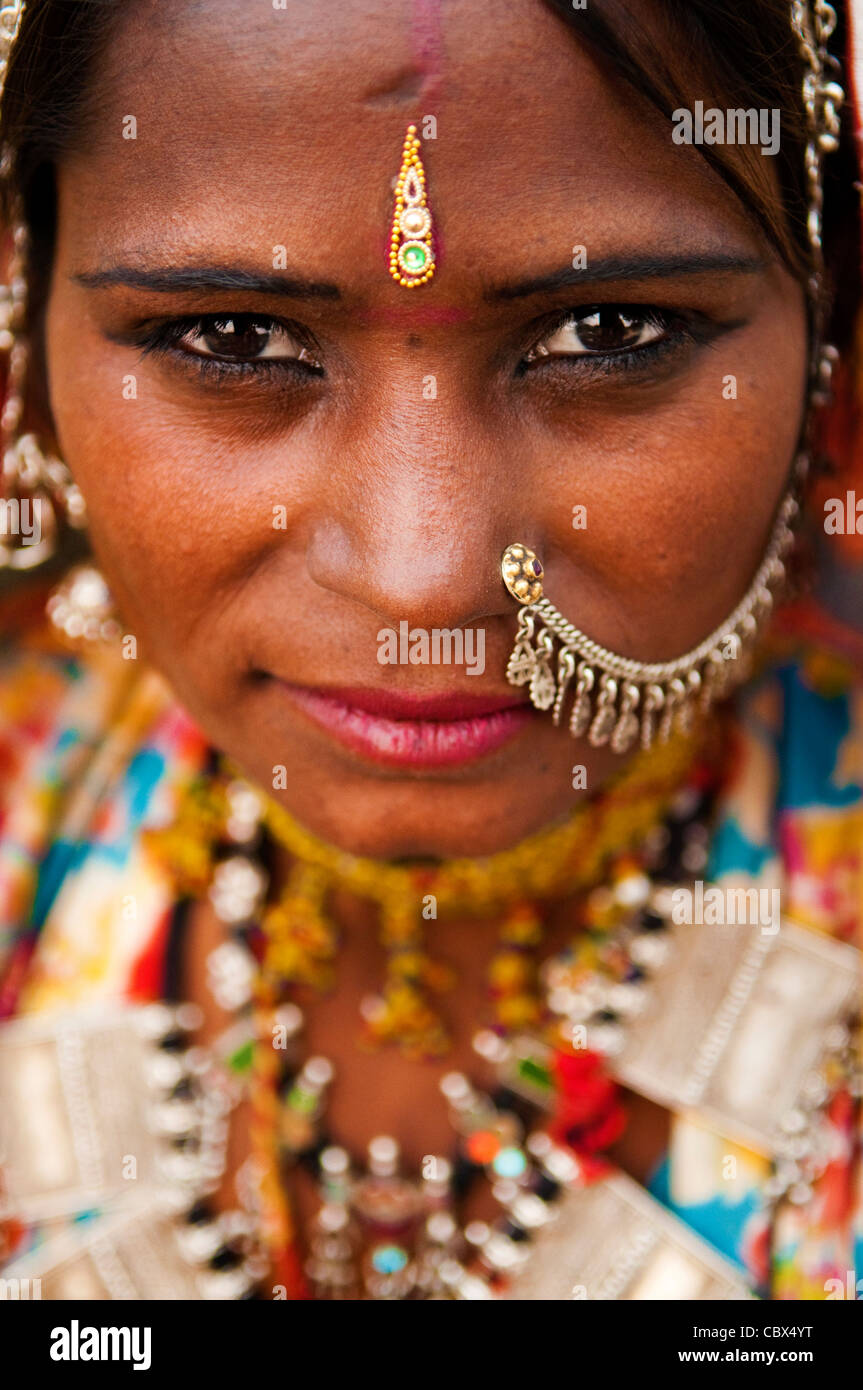 Portrait of a India Rajasthani woman Stock Photo - Alamy