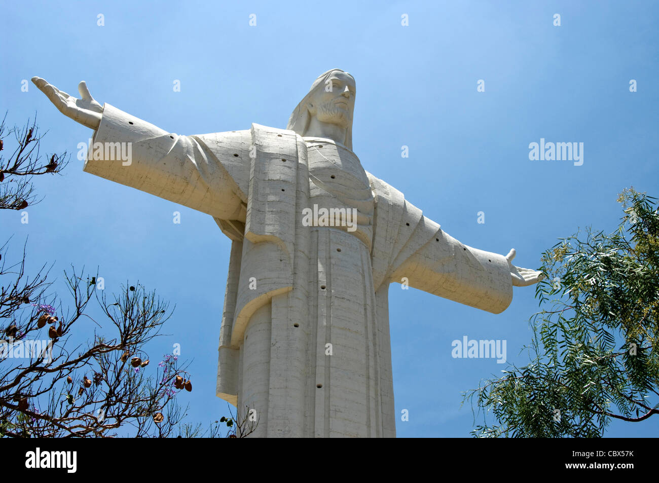 Christ statue bolivia hi-res stock photography and images - Alamy