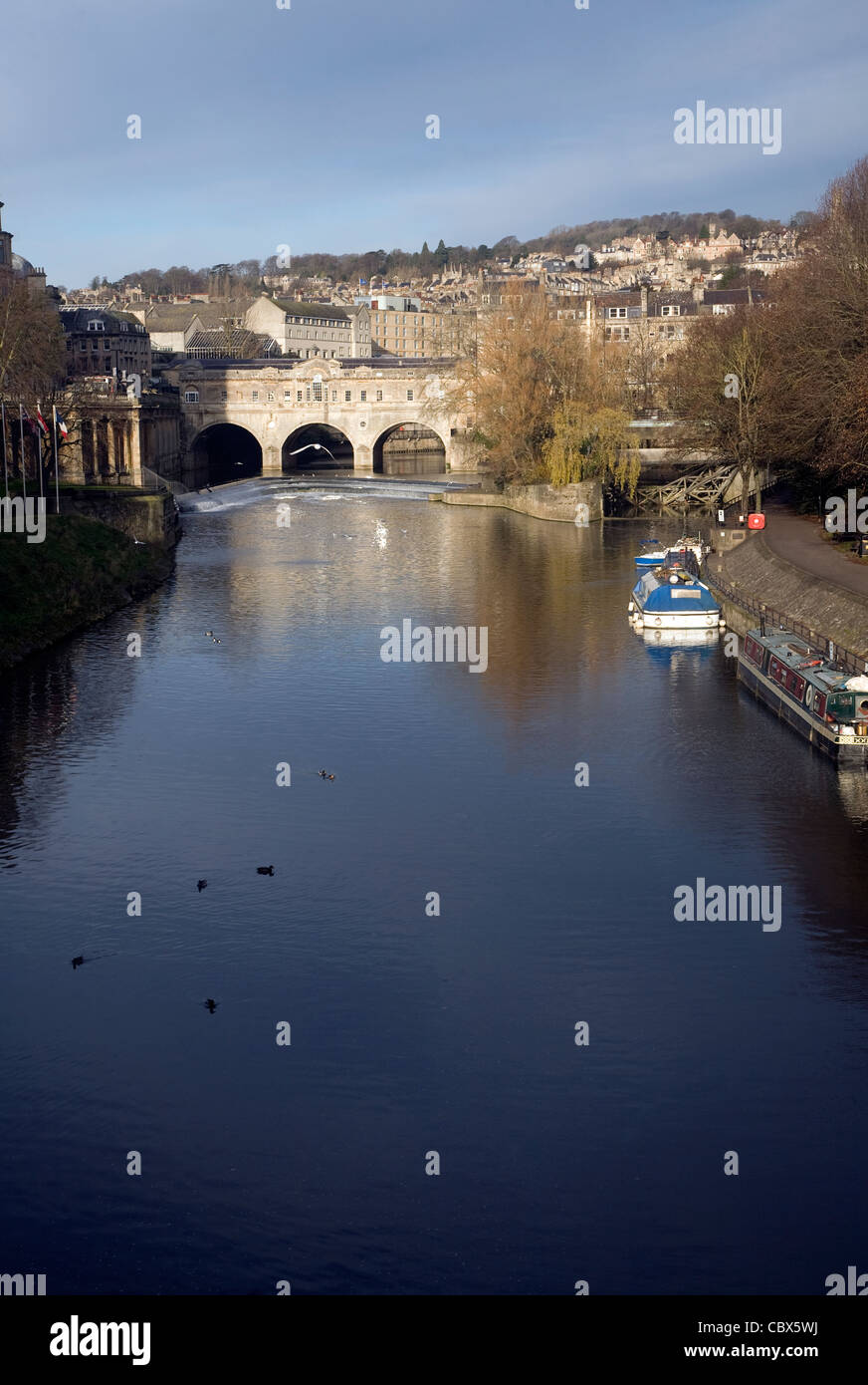 Pulteney Bridge on the River Avon, Bath, England Stock Photo - Alamy