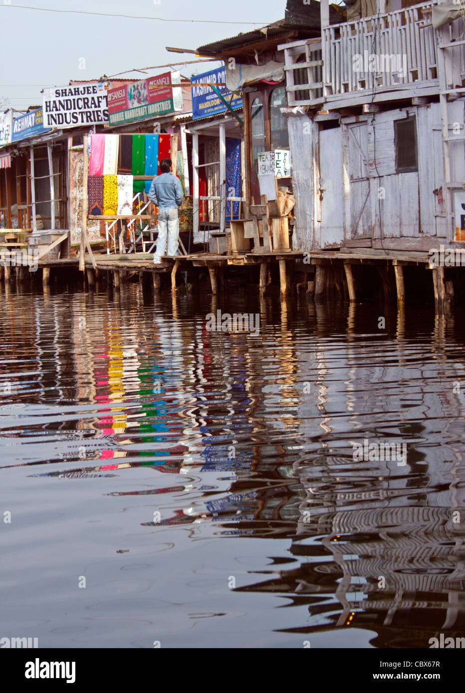 Floating shops in Dal lake Kashmir Stock Photo - Alamy
