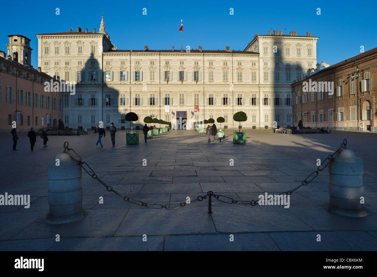 Royal palace windows hi-res stock photography and images - Alamy