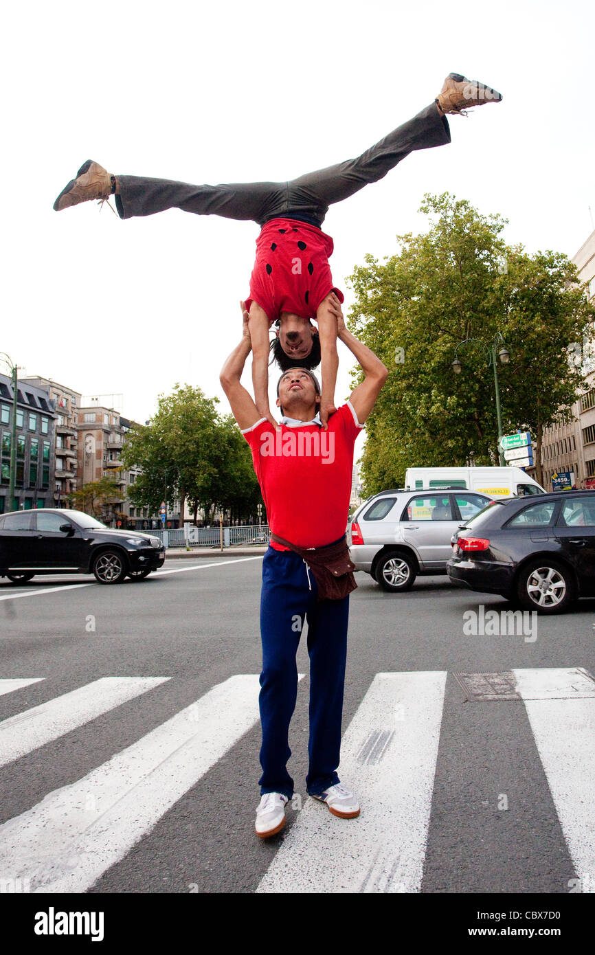 Two street jugglers in Brussels, Belgium Stock Photo - Alamy