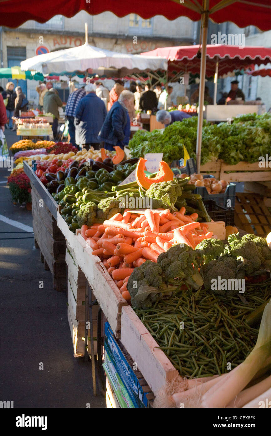 vegetable market, France, Dordogne, Perigueux Stock Photo - Alamy