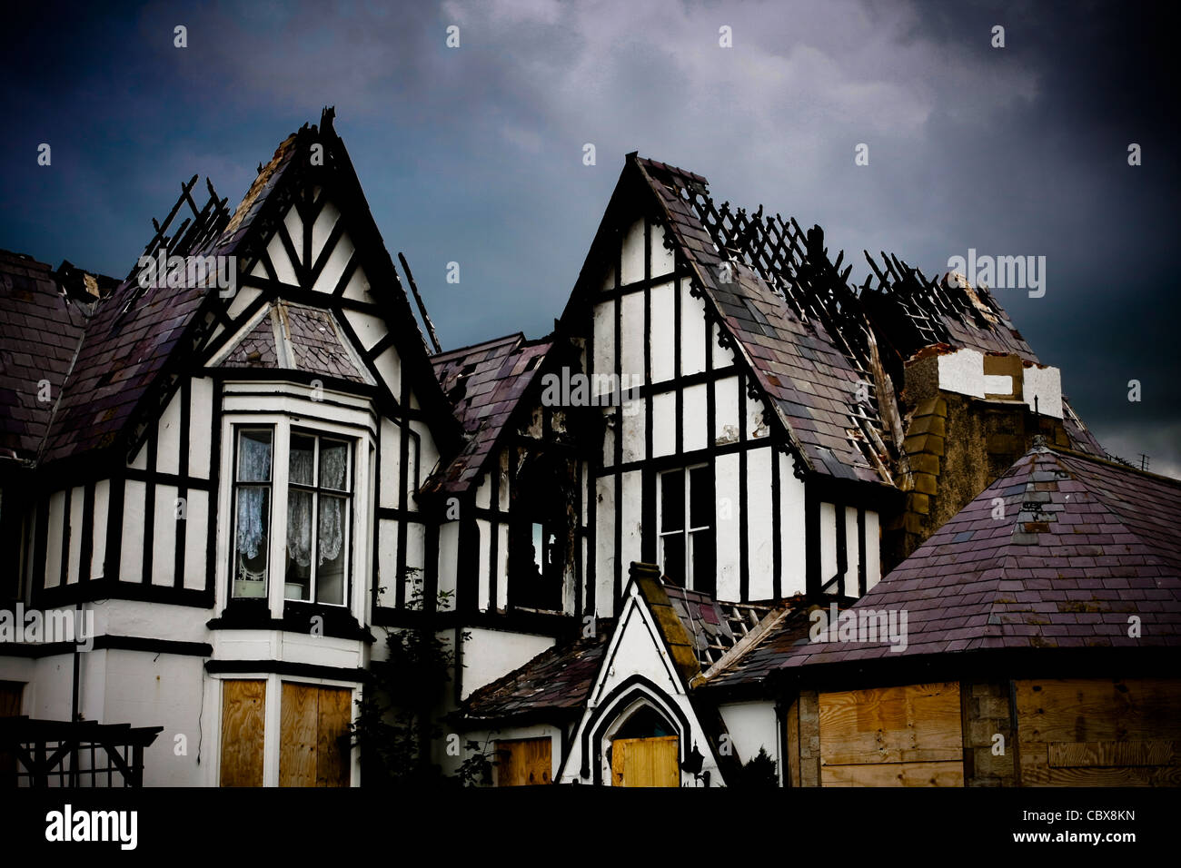 Old tudor house damaged by fire Stock Photo - Alamy