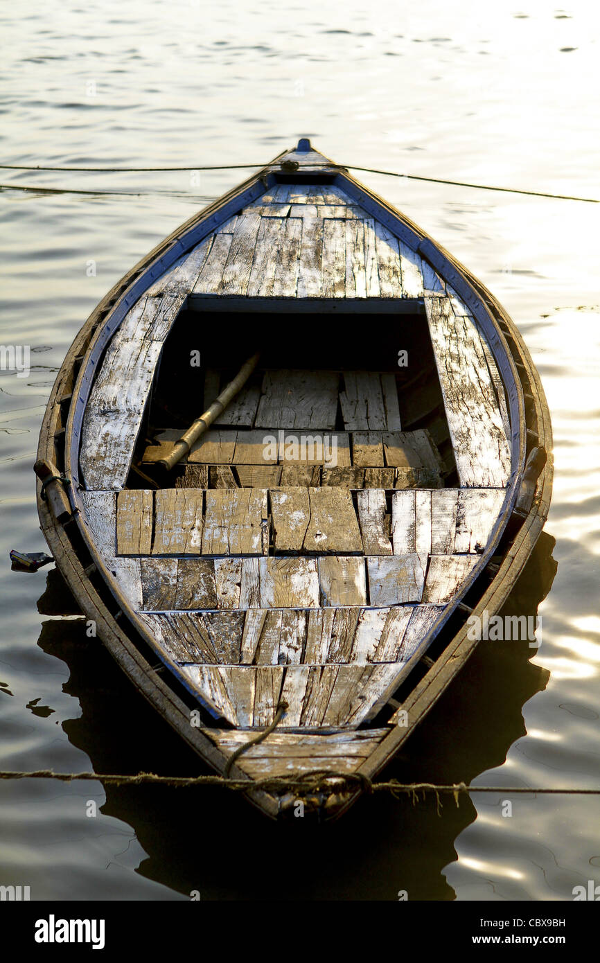 Traditional wooden boat on the Ganges . India Stock Photo - Alamy