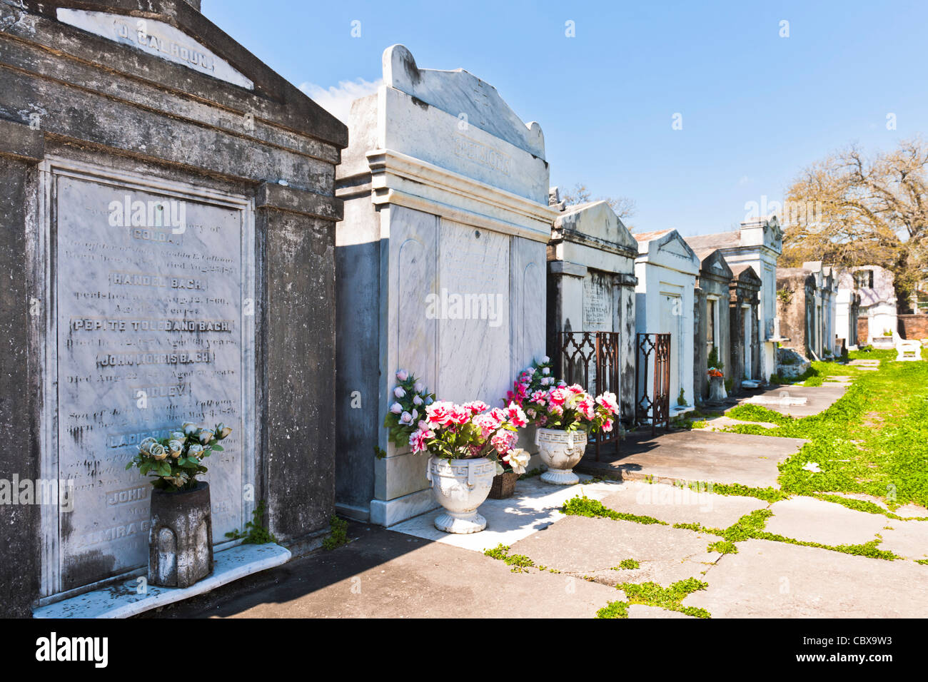 Lafayette Cemetery No. 1, New Orleans Stock Photo - Alamy