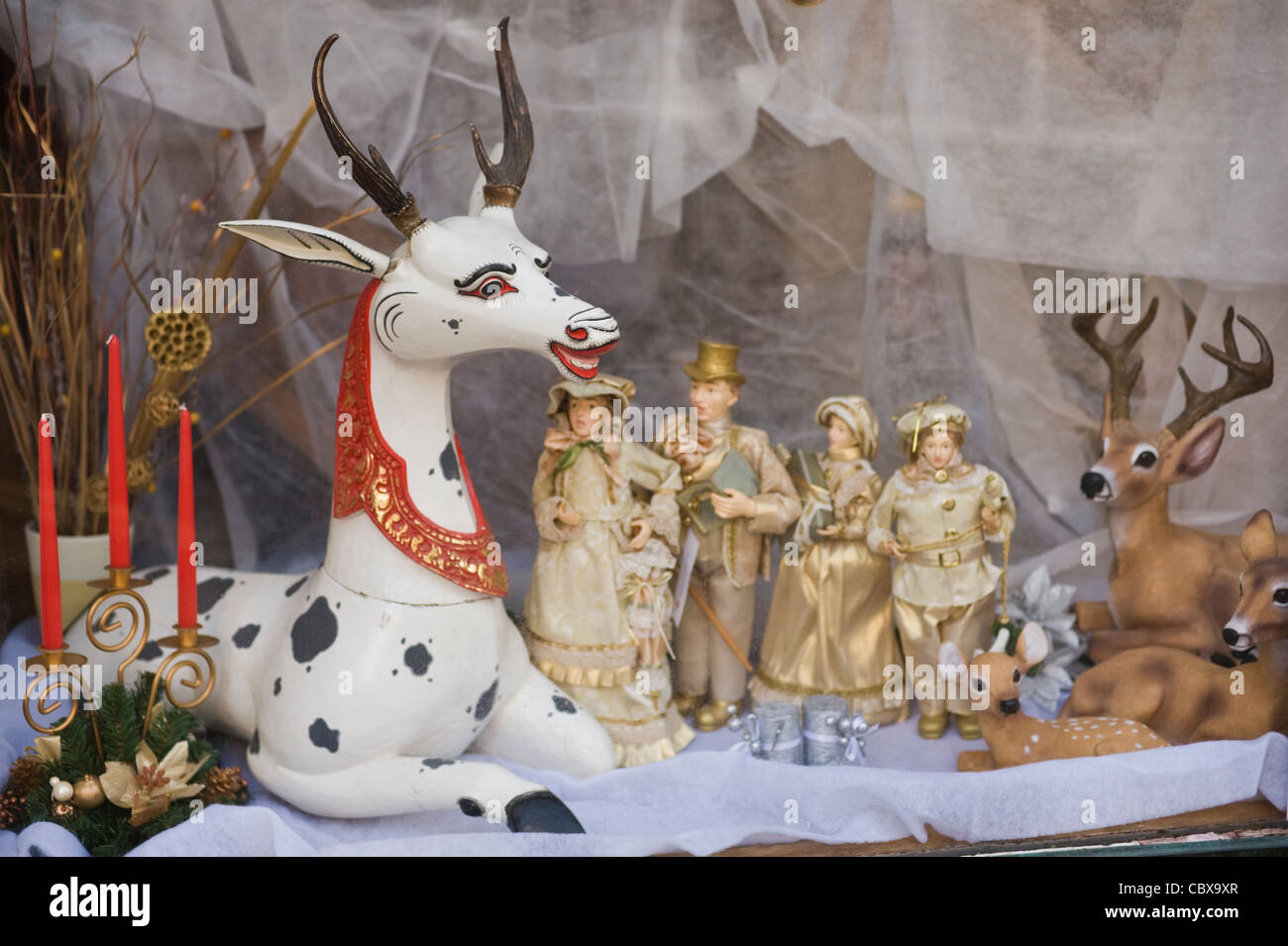 Xmas Christmas window display of Oxfam shop in Hay-on-Wye Powys Wales ...