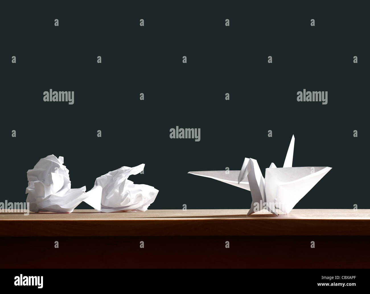 Crumpled paper hi-res stock photography and images - Alamy