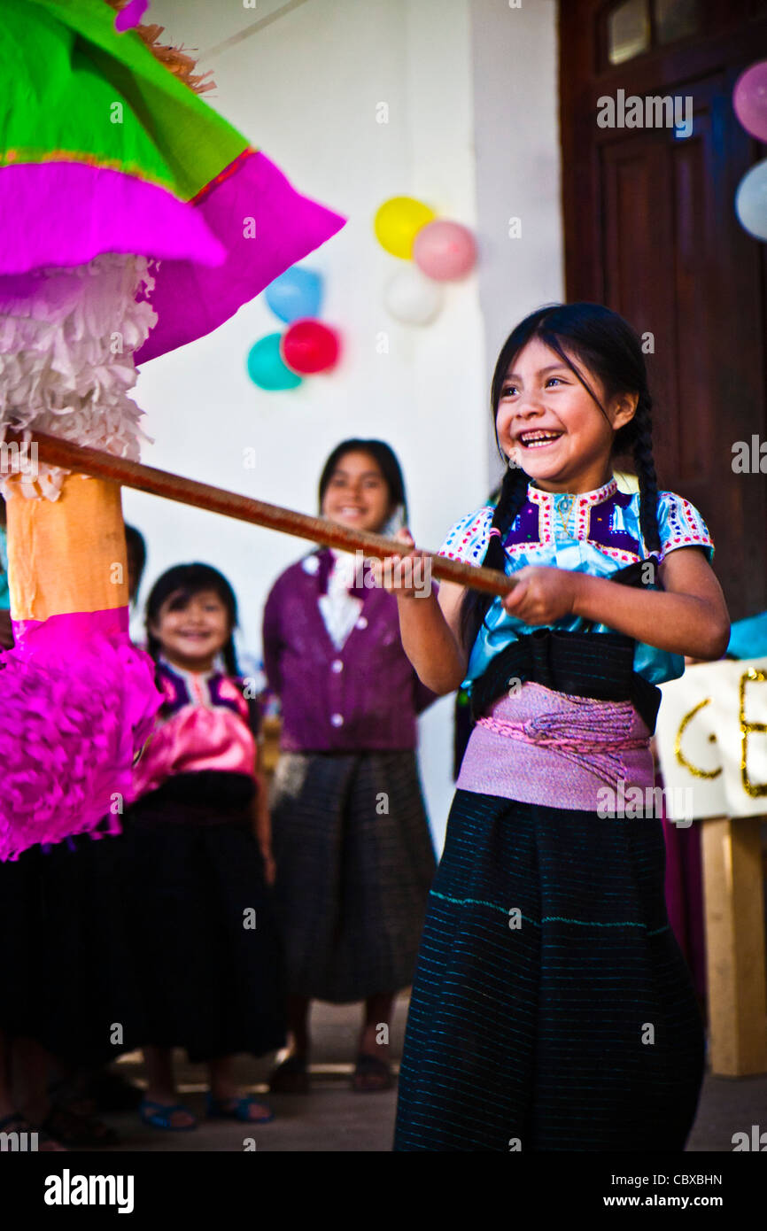 children pinata pinada Stock Photo - Alamy