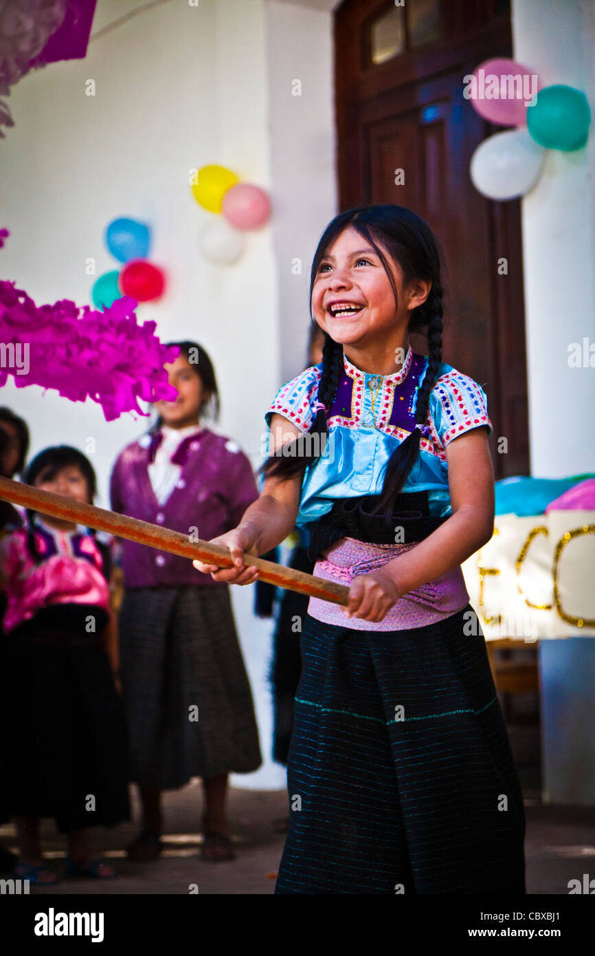 children pinata pinada Stock Photo - Alamy