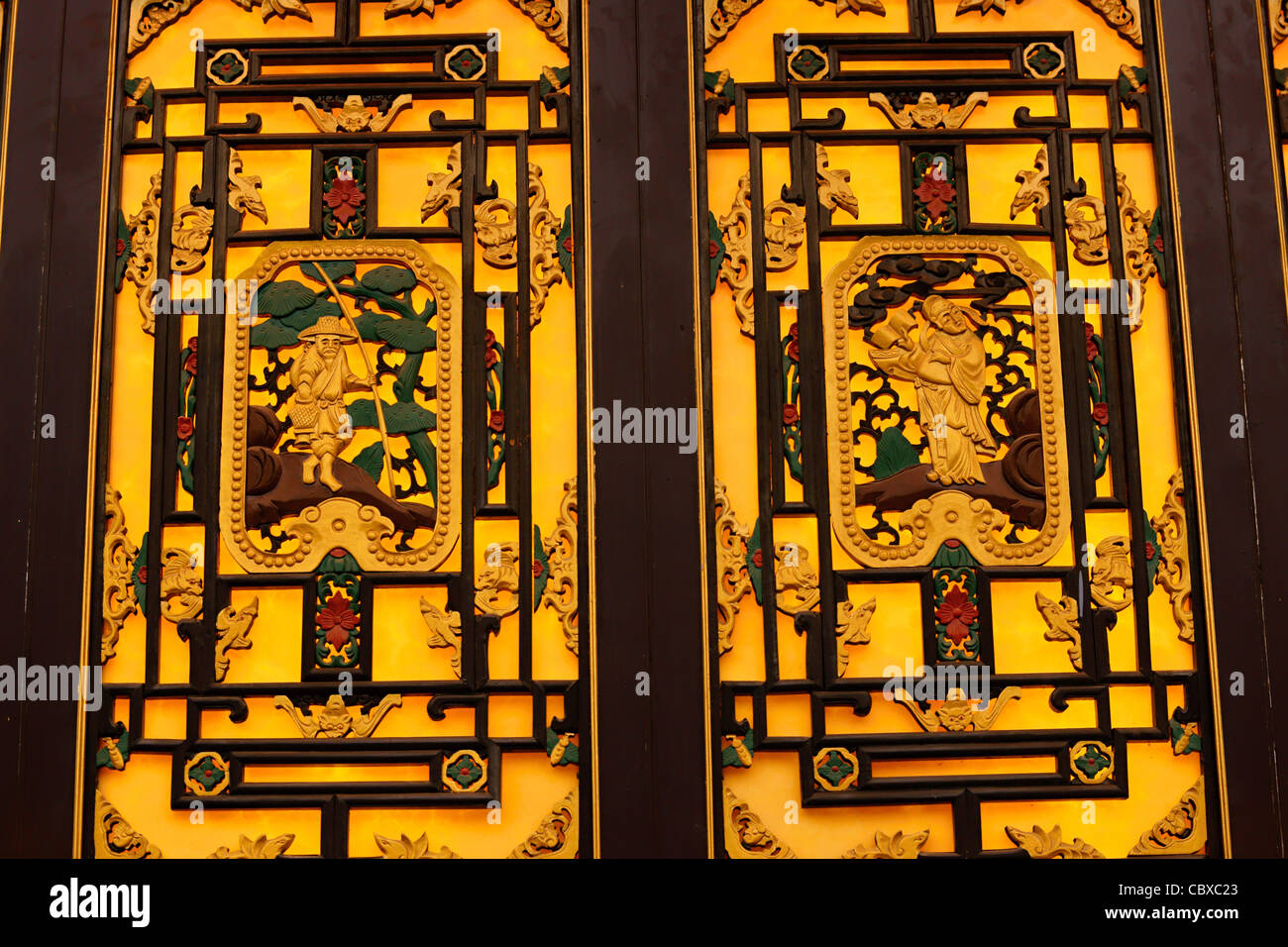 Windows with Chinese motif in Chengdu China Stock Photo - Alamy