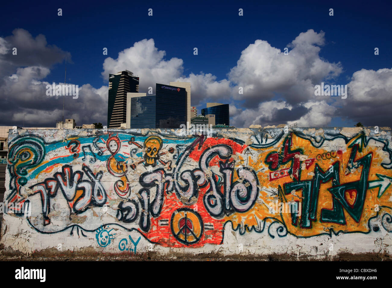 Scenic view of downtown as seen from old bus station in Neveh Shaanan ...