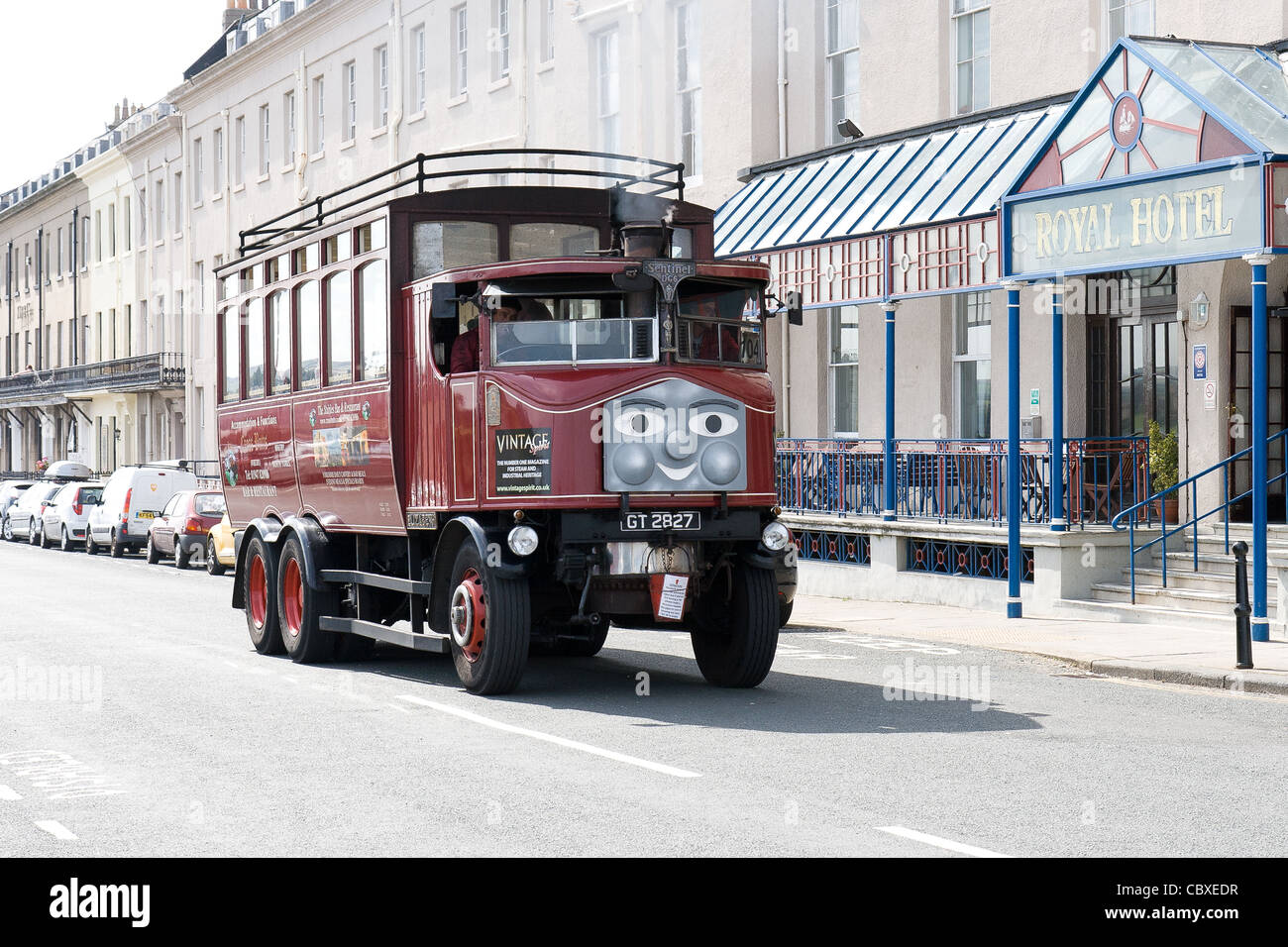 Steam coach hi-res stock photography and images - Alamy